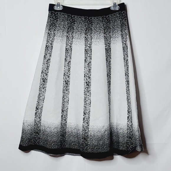 Carole Wren | Skirts | Carole Wren Flowy Midi Stretch Lined Aline Black ...